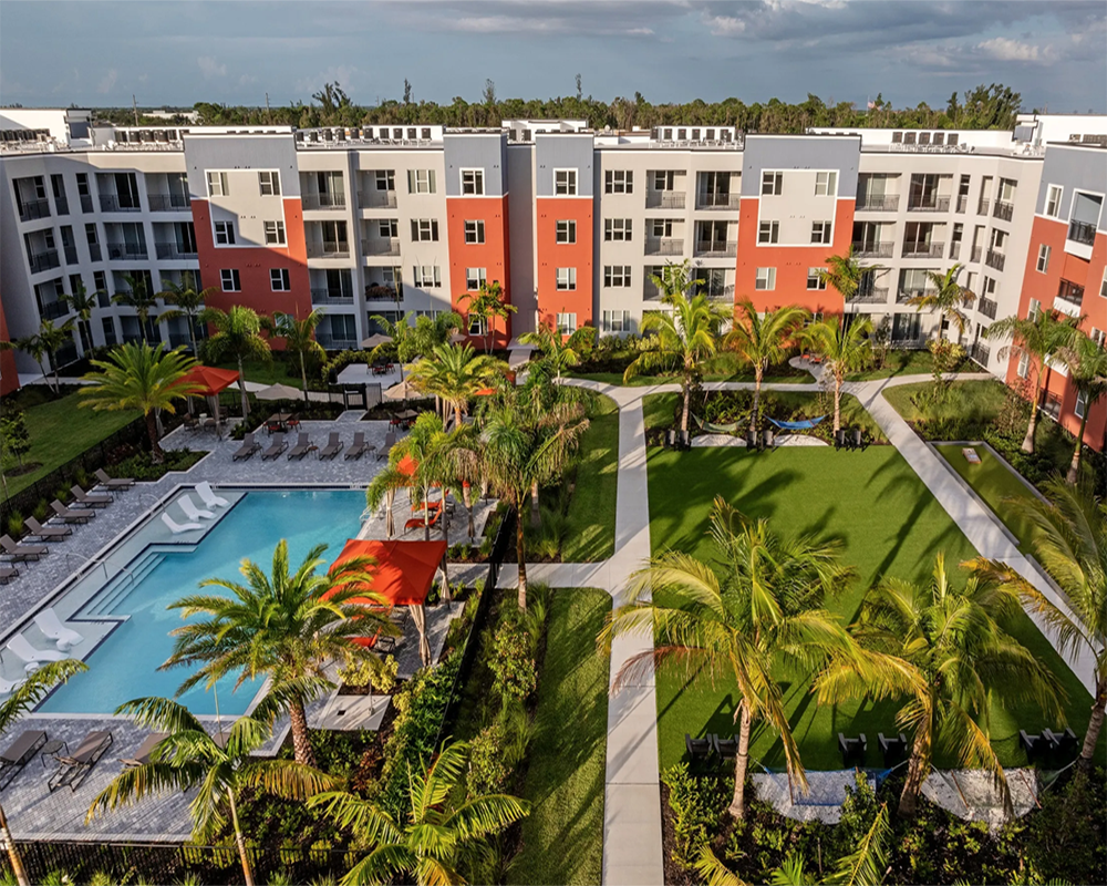 The Pointe at Pine Island – Waypoint Residential